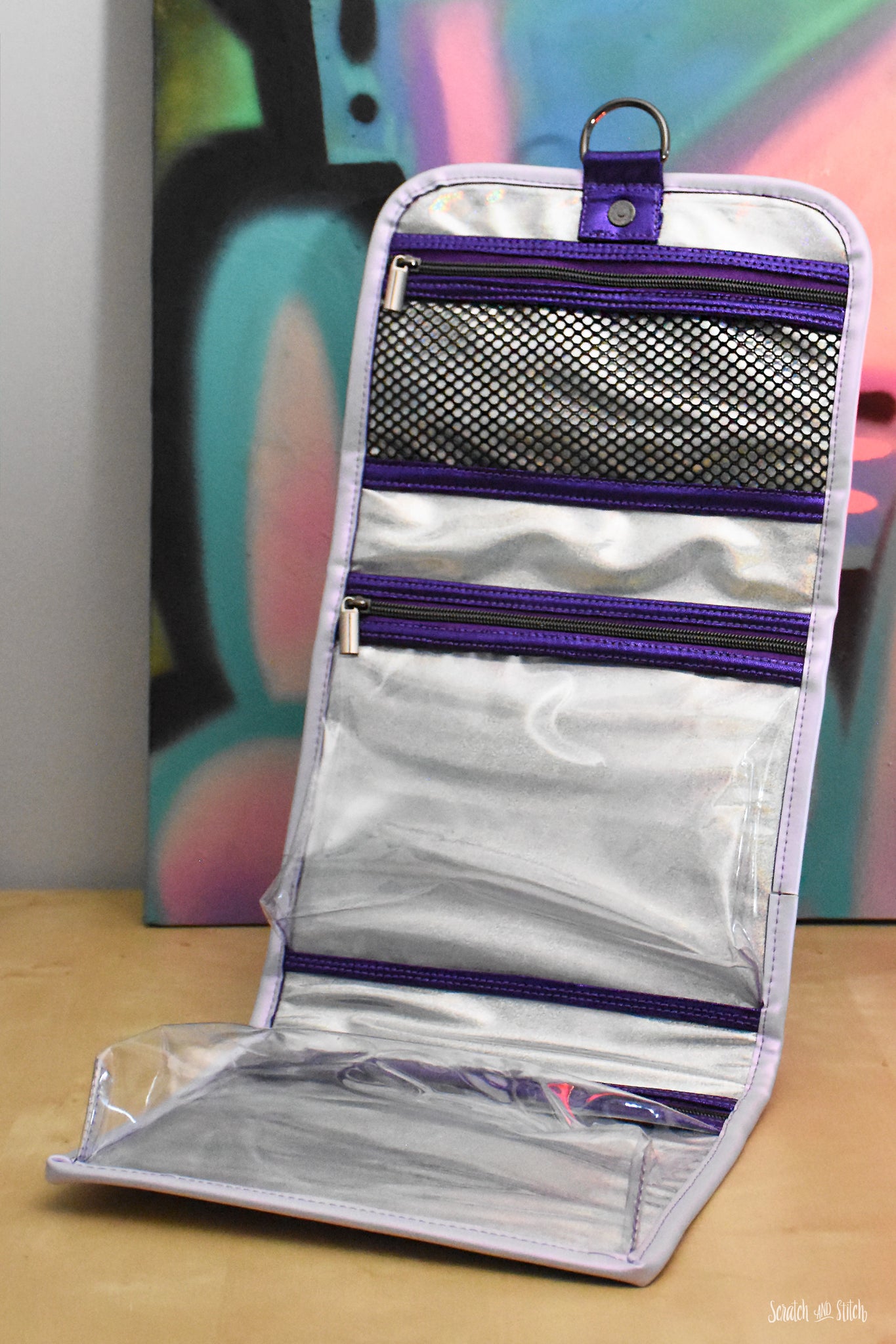 Tri-Fold Toiletry Bag Sewing Pattern + Videos – Scratch and Stitch